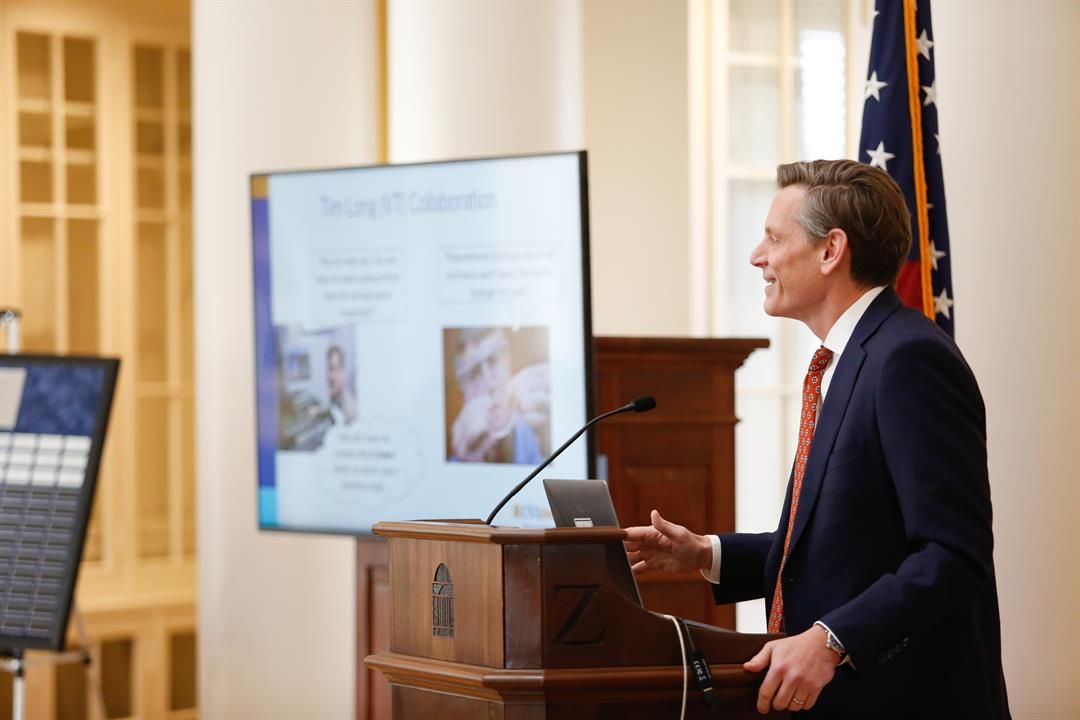 UVA doctor receives Innovator of the Year Award